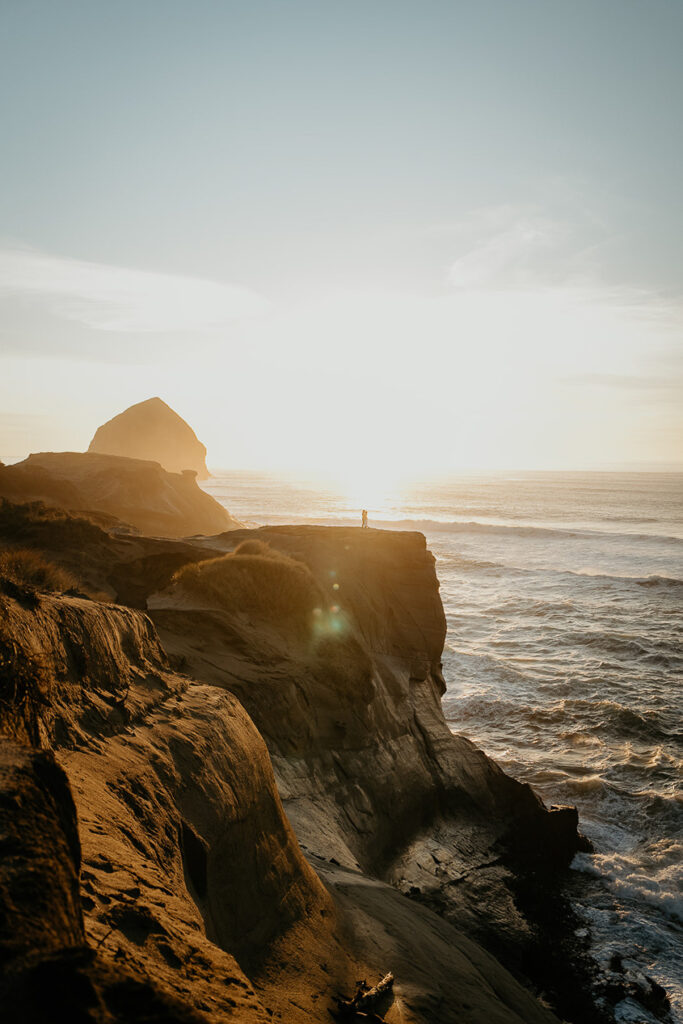 Cape Kiwanda Engagement Rooted in Love + Coastal Beauty ...